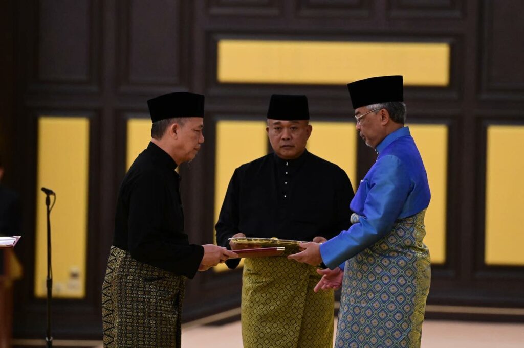 Kenali Biodata Timbalan Perdana Menteri Malaysia, DS Fadillah Yusof ...